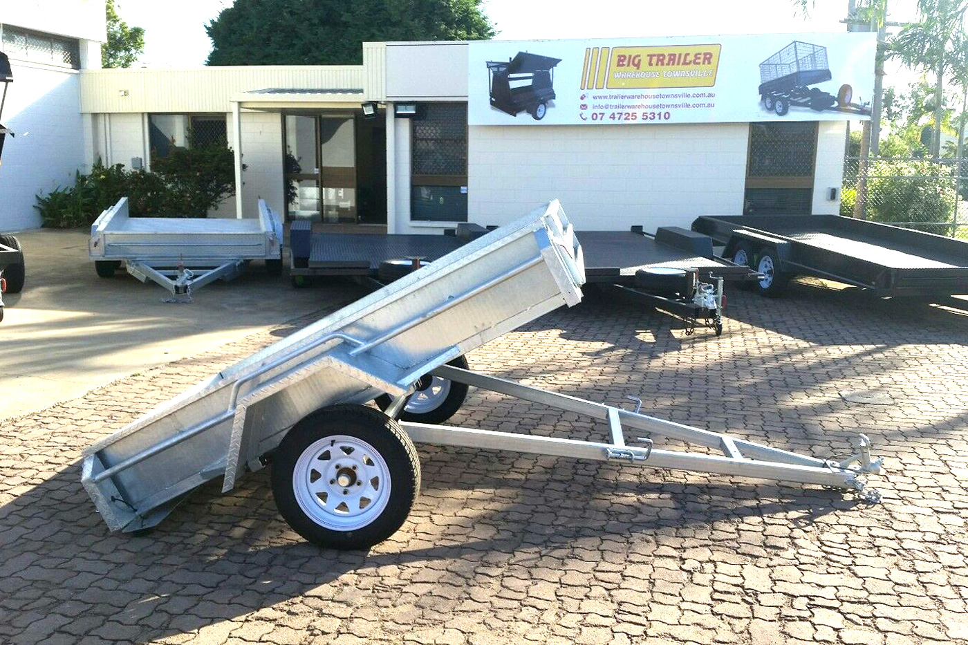 7x5 Single Axle Galvanised Box Trailer for Sale in Townsville